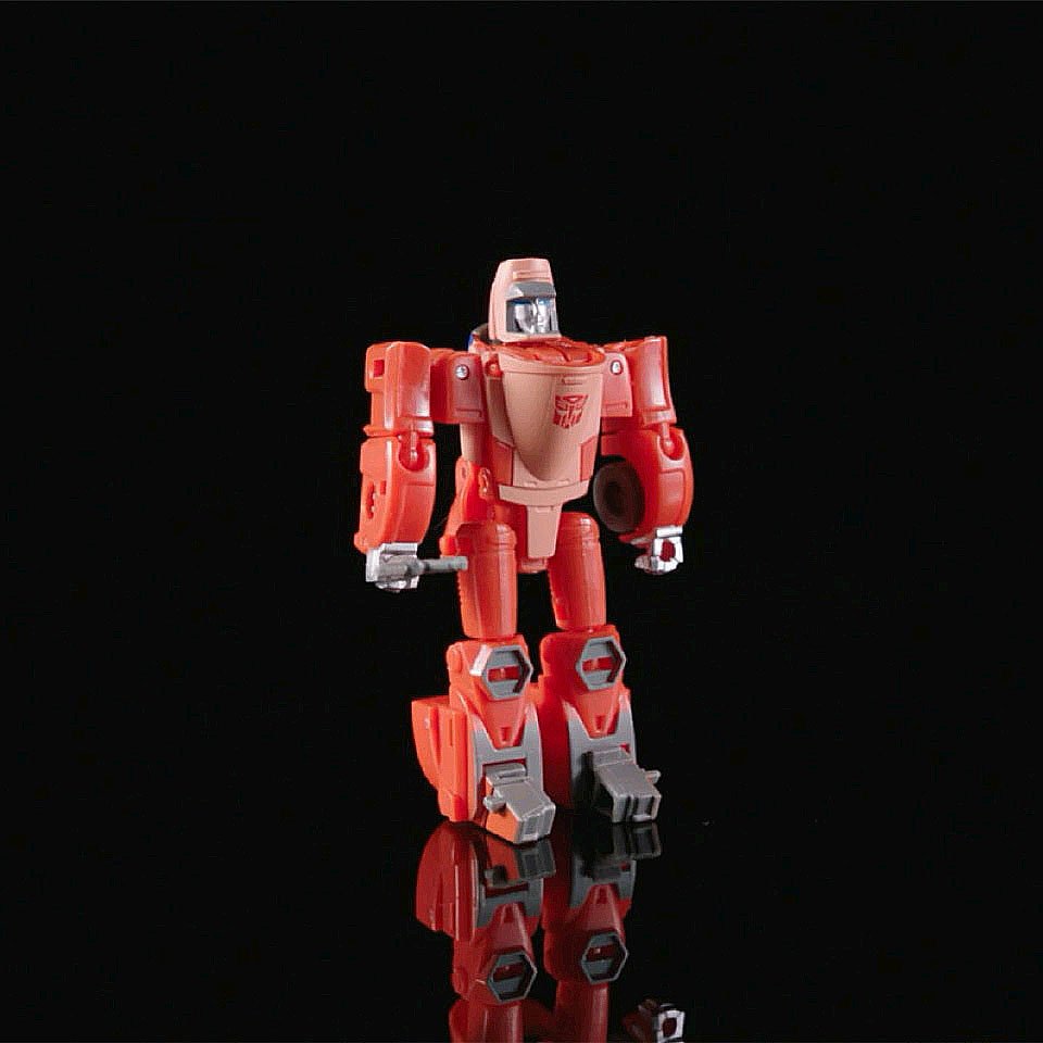 Wheelie Core Class Studio Series 86 Transformers - ActionToys.es